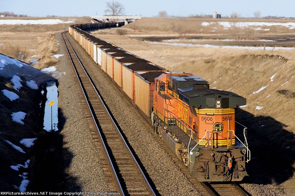 BNSF 5606